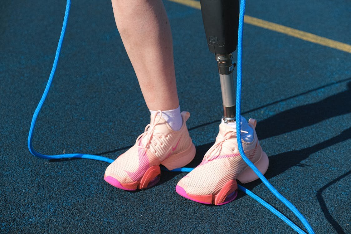 The Science Behind High-Performance Running Blades for Amputees